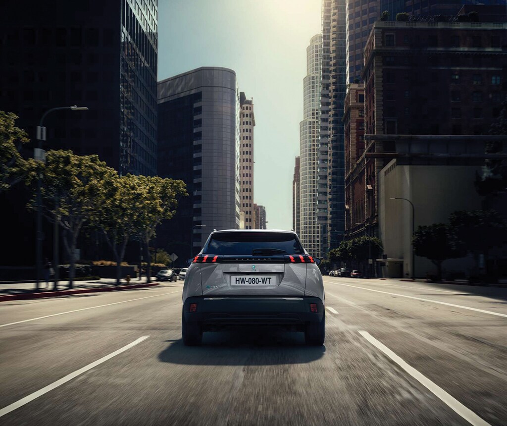 PEUGEOT 2008 | Electric compact by PEUGEOT